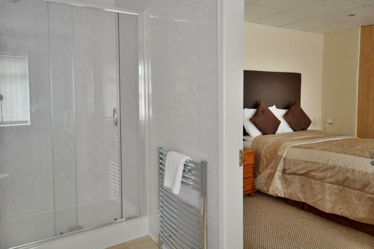 Stuart Hotel Blackpool: 3 star Hotel with a Minimum Price 104.884 ...